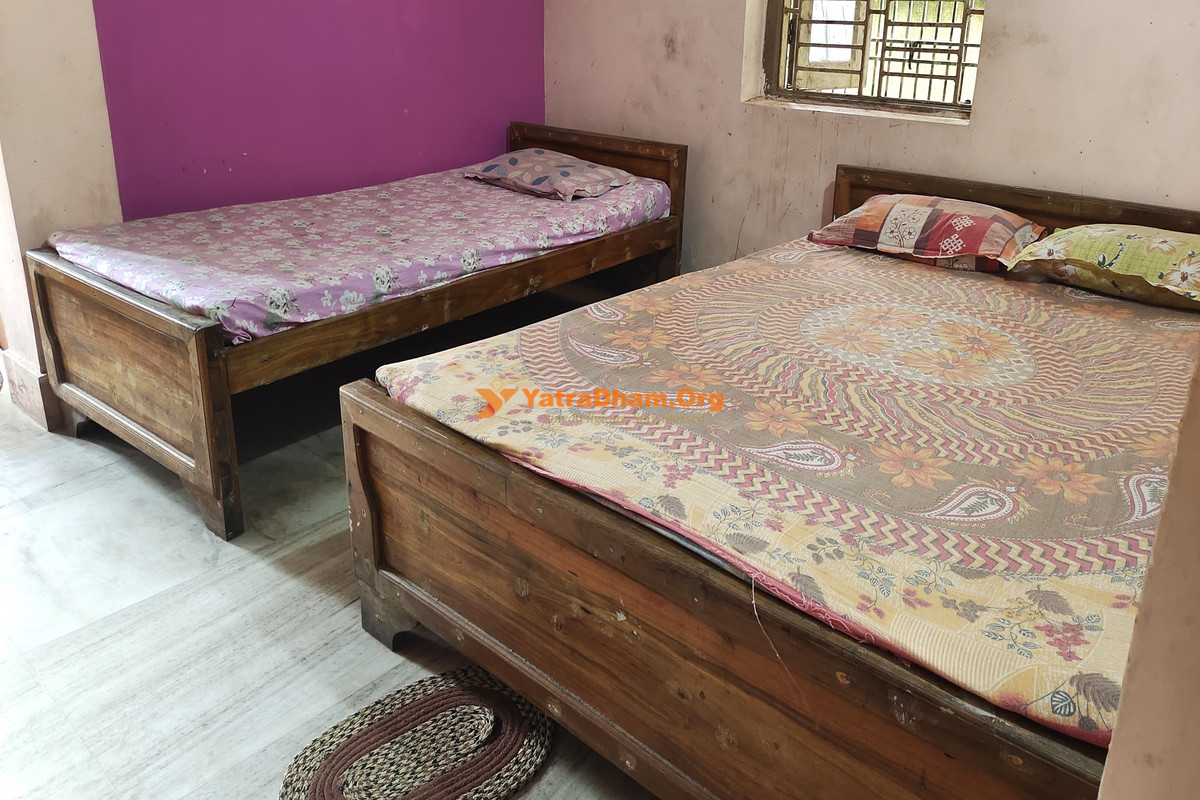 Golak Dham Bhakta Niwas Puri - Book Room at Rs. 900 Dharamshala Booking